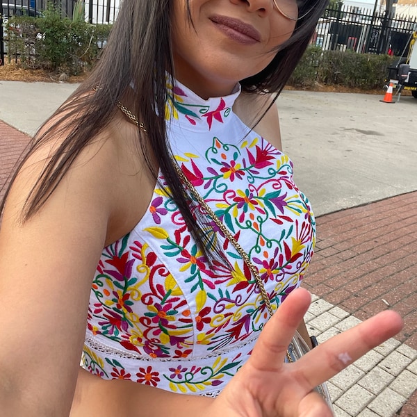 Mexican Embroidered Halter Crop Top. Mexican Embroidered Floral Top ...