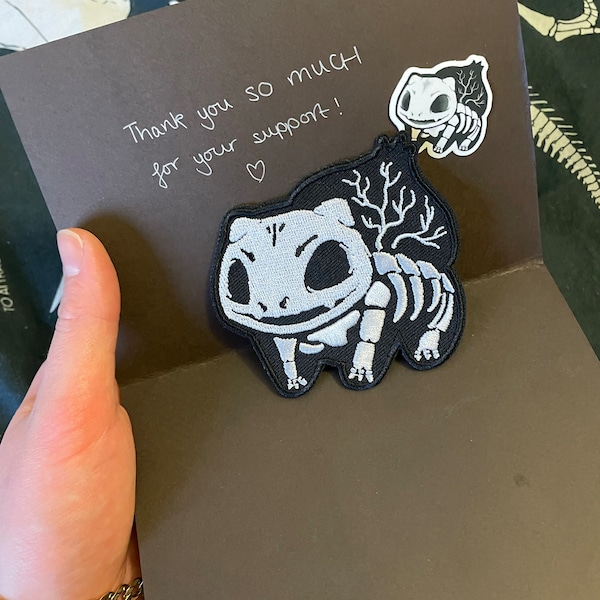 Spooky Bulbasaur Patch - Etsy