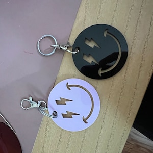 Smiley Face Keychain SVG Smiley Bag Tag SVG Retro Keychain Smile Key ...