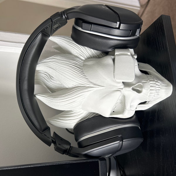 Vegeta Skull Headphone Stand | Anime Headphone Holder | Perfect Gamer ...