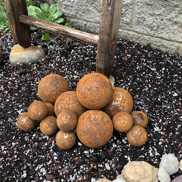 Rusty Metal Balls Set, Garden Decor, Garden Art, Rusty Metal Art, Rusty ...
