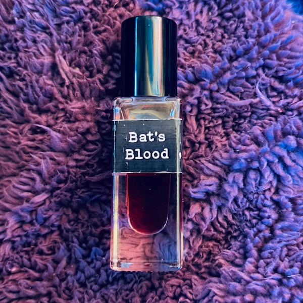 BAT'S BLOOD - Gothic Perfume Oil, Witchy Fragrance, Niche Perfume Roll ...