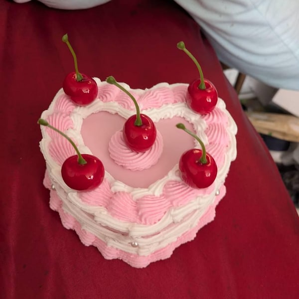 Vintage Heart Cake Trinket, Jewelry Box, Vintage Jewelry Box, Fake Cake ...