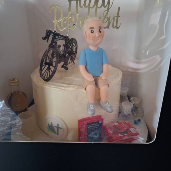 Personalised Seated Male Figure Fondant Cake Topper - Etsy