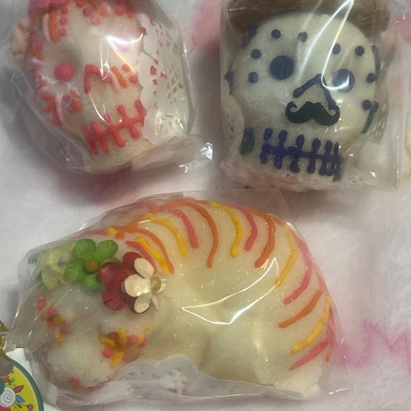 Elotitos Mexicanos/ Elotes Mexican Sweet Bread/ Traditional Mexican ...