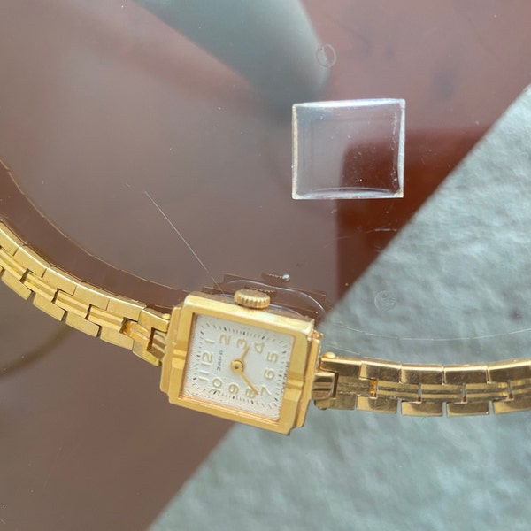 Micro Watch for Women Gold Shade Unused Jewelry Seagull, Classic Women ...