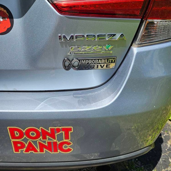 The Hitchhiker's Guide to the Galaxy "infinite Improbability Drive" Car ...