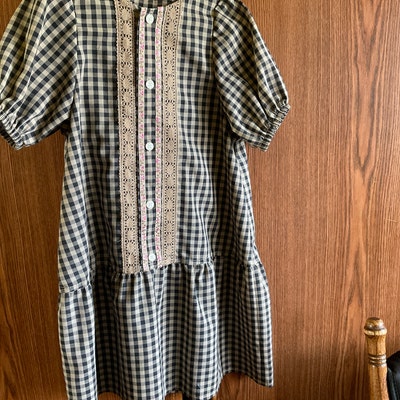 3/4 Jumbo Gunmetal Chain Edge Metal Trim, Black/gunmetal Studded Chain ...