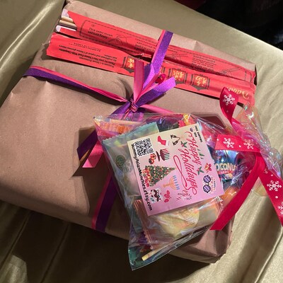 Asian Snack Box / 43 Pcs / Japan Korea Malaysia Taiwan Philippines ...