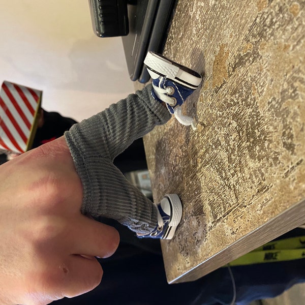 Miniature Finger Pants for Fingerboarding and Finger Break Dance ...