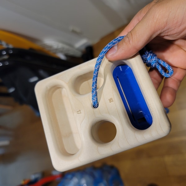 Whiteoak Pocket Portable Hangboard, Travel and Warm-up Climbing ...
