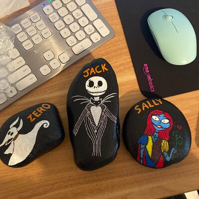 Set of 5 Pac Man & Ghosts Hand Painted Rocks - Etsy
