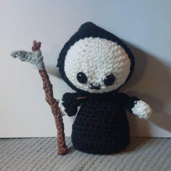 Spooky Snowman Crochet Pattern , Mini Amigurumi Scary Christmas Crochet ...