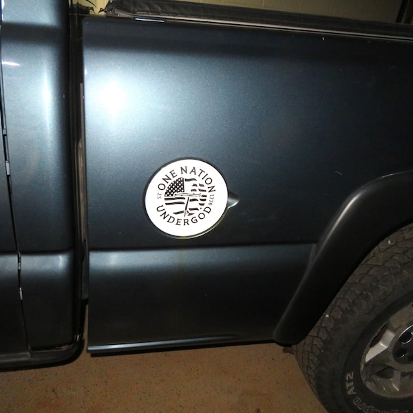 Black Vinyl Window Decal With American Flag and FAITH - Patriotic Faith ...