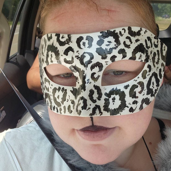 Labrinto labyrinth Mask, Black and Silver Eyemask With 3D Swirls ...