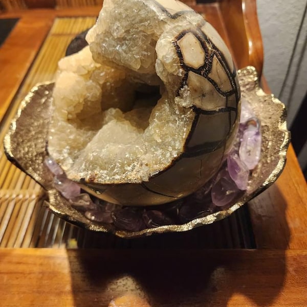 Oco Geode Cut Crystals (avg 3.5 Lbs) Box Flat Bulk Wholesale Lot Rough ...