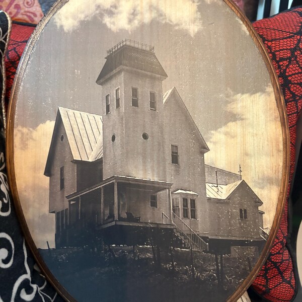 Opossum Victorian Portrait Vintage Style Animal Wall Art Wooden Decor ...