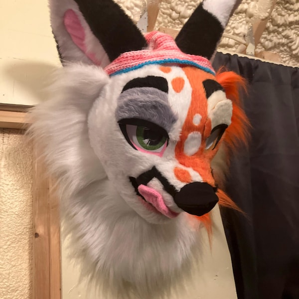 Fursuit Head Wall Mount: Cosplay Headgear Display (10lb Max Load) - Etsy