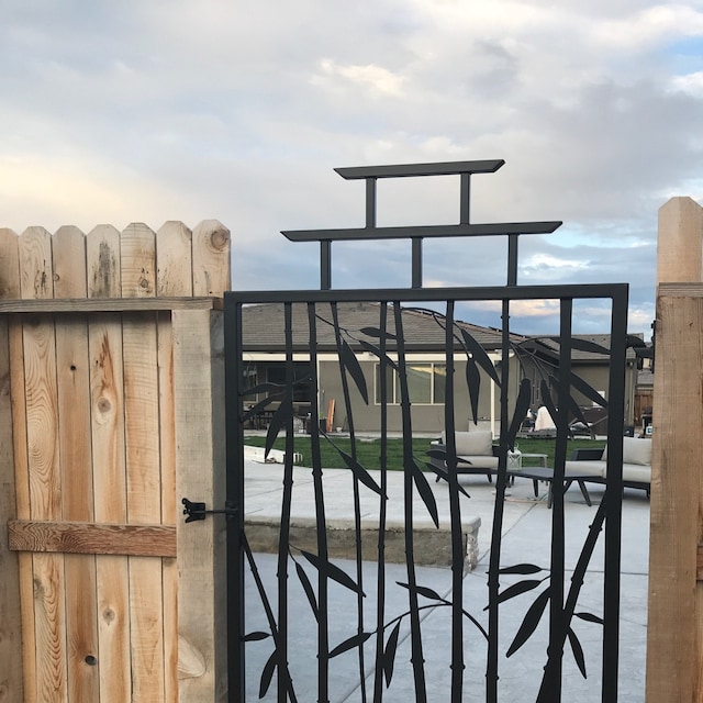 Japanese Style Wrought Iron Gates
