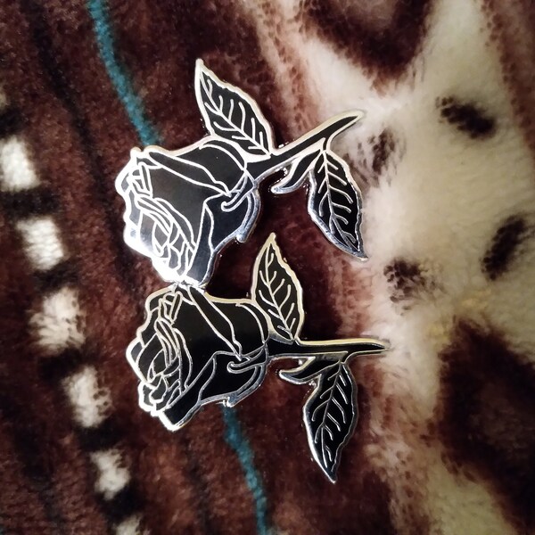 Black Rose Pin - Etsy