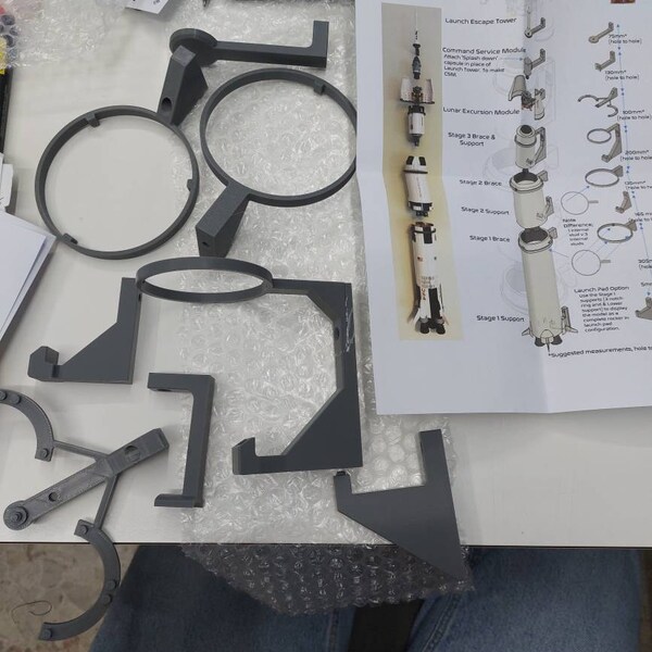 Wall Mounting Kit for Displaying Apollo Saturn V Rocket - Etsy UK