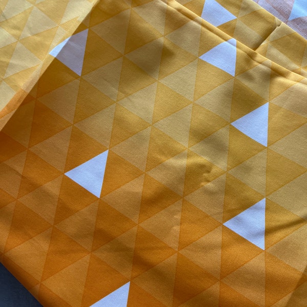 Japanese Tsuru Fabric Floral Pattern Ivory Background 50cm Japanese ...