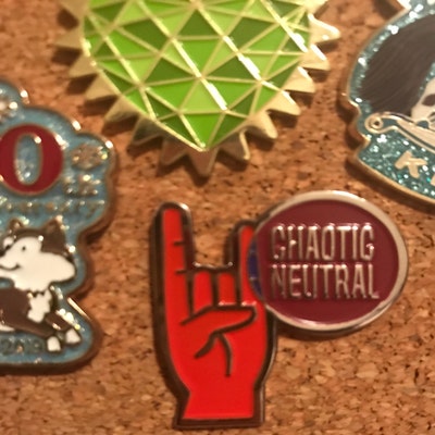 Chaotic Good RPG Alignment 1.25 Enamel Pin - Etsy