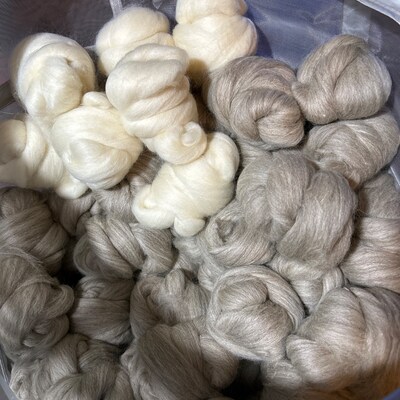 22 Lb Wholesale Wool Roving, Natural Un Dyed White Wool Top Fiber ...