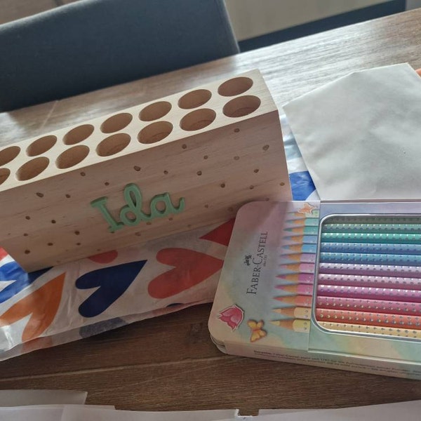 Stiftehalter Kind mit Namen · Geschenk Einschulung · Stiftebox Kinder · Stiftebecher Holz ...