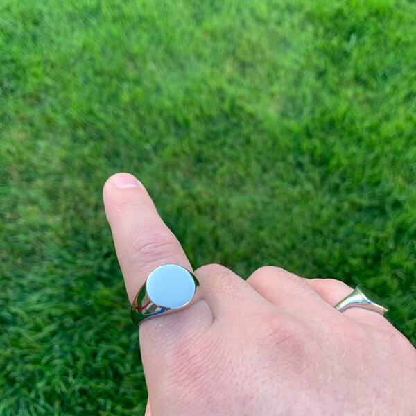 Flat Circle Signet Ring, Gold or Silver, Stainless Steel Minimalistic ...