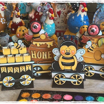 Beehive Houses DIY Centerpiece, Bee House Row Craft Kit, Beehive House ...