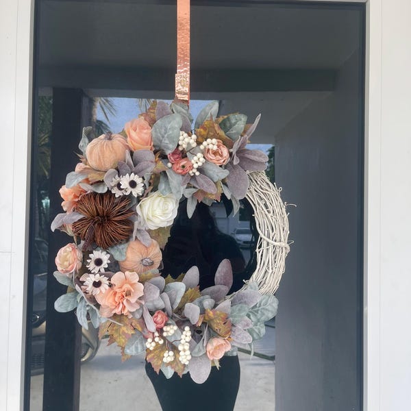 Wood Bead Wreath, Minimalist Decor, Year Round Wreath, White Flowers ...