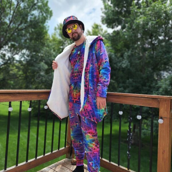 Neon Sunrise Vaporwave Retro Synthwave Snowboarding Windbreaker and Ski ...