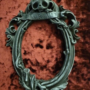 ANATOMY FRAME Skull Medical Horror Home Decor Halloween Gothyc Decor ...