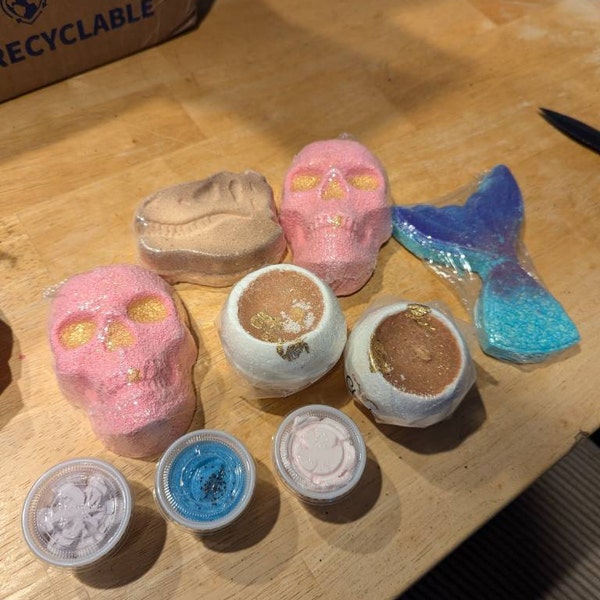 Crescent Moon Bath Bomb Glitter Bomb Shimmering Water Sunflower Oil - Etsy