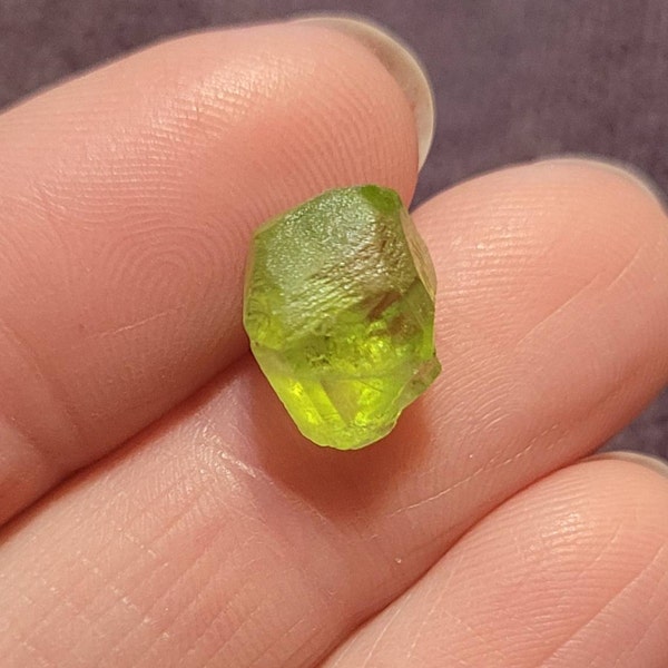 Terminated Peridot Crystal - Raw Peridot - Green Peridot Stone ...