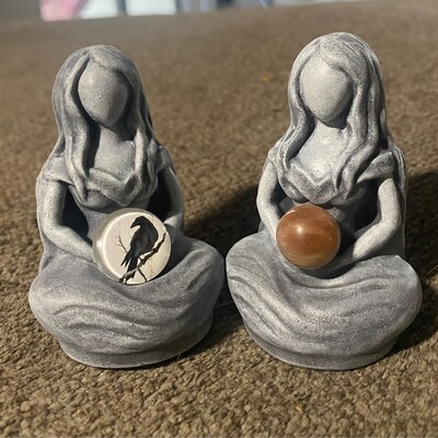 The Morrigan Goddess Statue Morrigan Raven Goddess / Celtic Moon ...