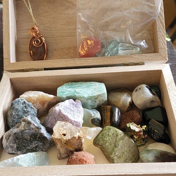 Crystal Box Various Crystals Aligned Personalized Box, Mix of Natural ...
