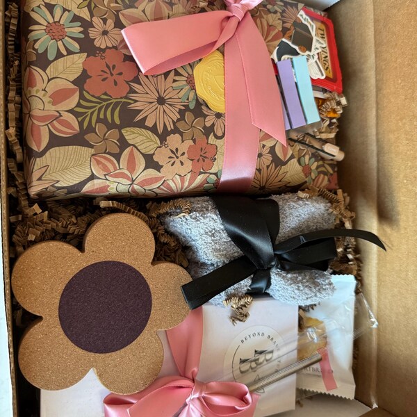 Blind Date With a Book Gift Set Box for Book Lover Club Gift Box for ...