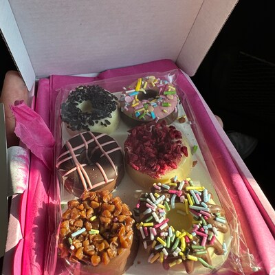 Belgian Chocolate Donuts Handmade Belgian Chocolates Letterbox Gifts ...