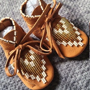 Heirloom Beaded Baby Gift in Red, White & Black, Native American Made ...