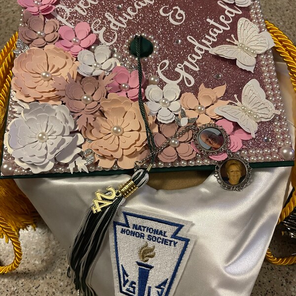 Custom Graduation Cap Topper Personalized Grad Cap Senior Class Gift ...