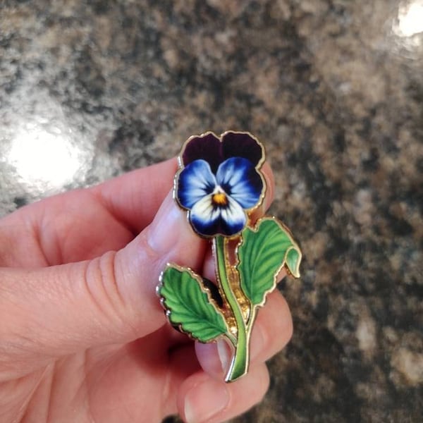 Pansy V2 Floral Enamel Pin, Blue Flower Accessory, Nature Lover Jewelry ...
