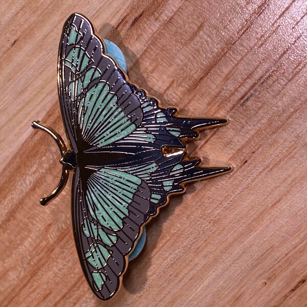 Glassy Bluebottle Butterfly Enamel Pin - Etsy