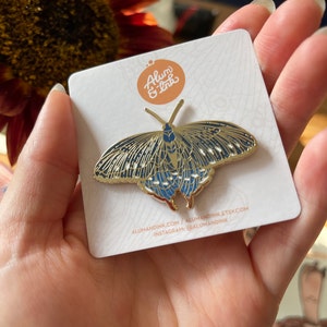 Running Chibi Chinchilla Enamel Pin | Etsy