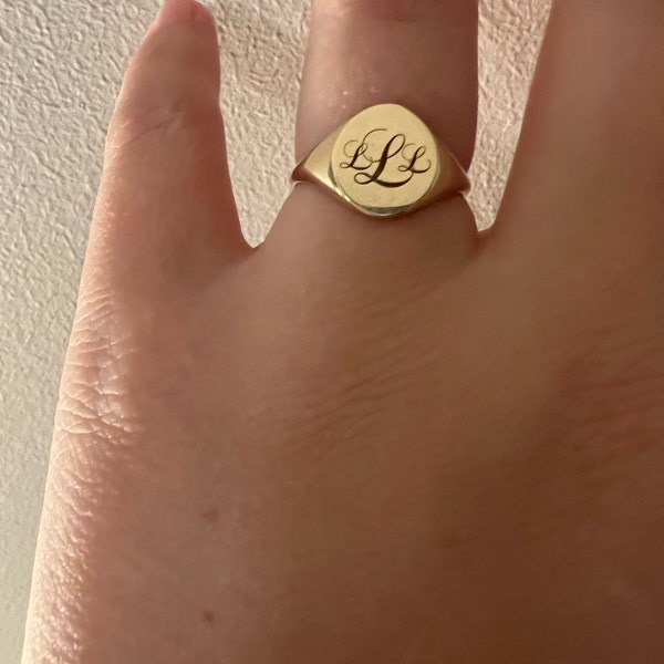Oval Signet Ring, 14K Solid Gold Signet Ring, Oval Shape Signet Ring ...