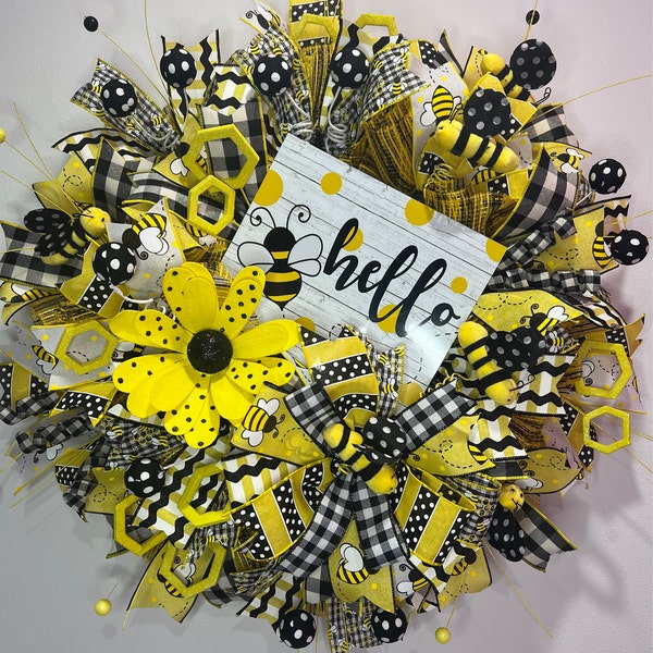 Hello Bumble Bee Sign - Bee Sign for Wreaths - Welcome Spring Summer ...