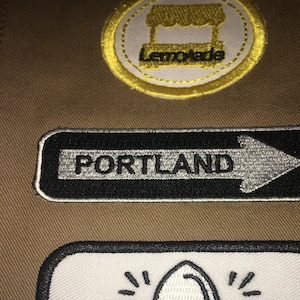 PORTLAND ROAD SIGN Patch Embroidered Iron-on Applique One Way Highway ...