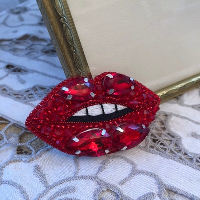 Unique Jewelry Beaded Lips Brooch Embroidered Handmade Pin Gift for Her ...