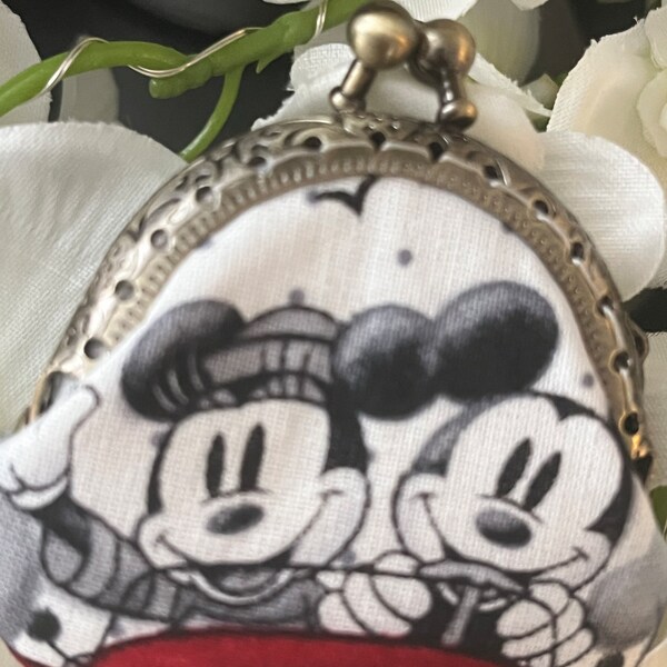 Japanese Cherry Blossoms Floral Design Coin Purse Wallet With Kiss ...